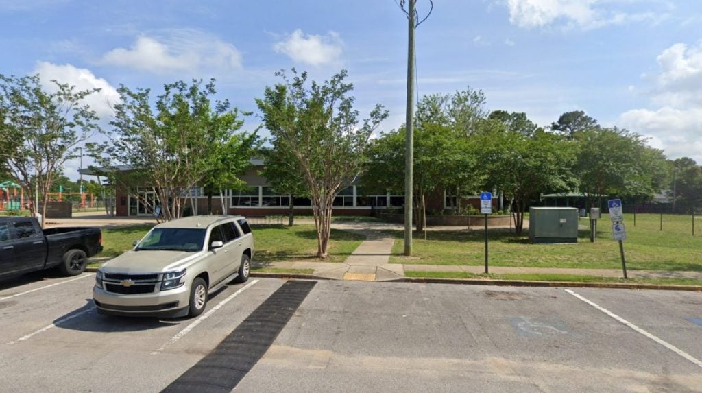 Pensacola, Florida City Guide (5 S Blue Angel Parkway) - EB-3 Visa ...